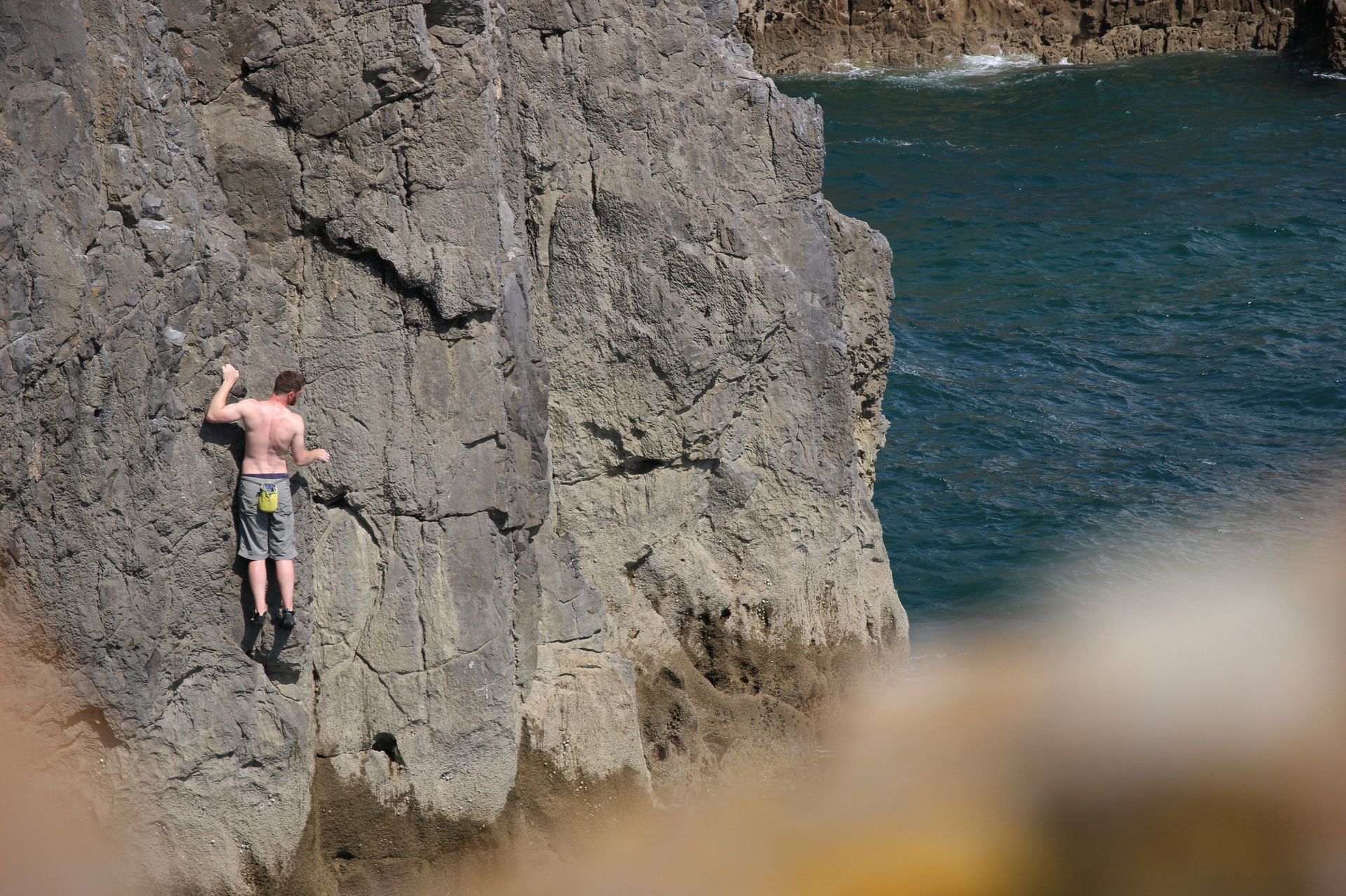 Home [www.climbingbouldering.com]